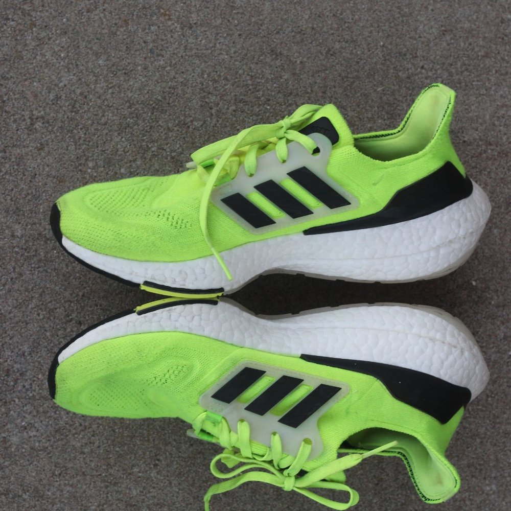 Adidas Neon Yellow & Black Ultraboost Sneakers - Gem